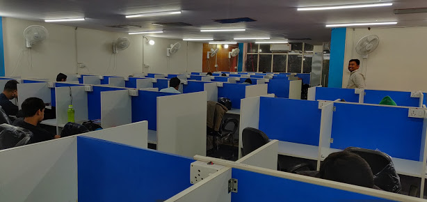 Library in Noida - The Study Cafe Library